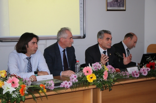 Profesorët kujtojnë përjetimet e tyre në kohën kur ata ishin studentë ...